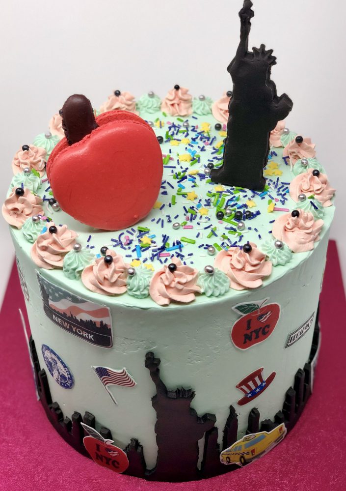 I Love New York Birthday Cake – 8 inches | 7Marvels Cakes & Macarons
